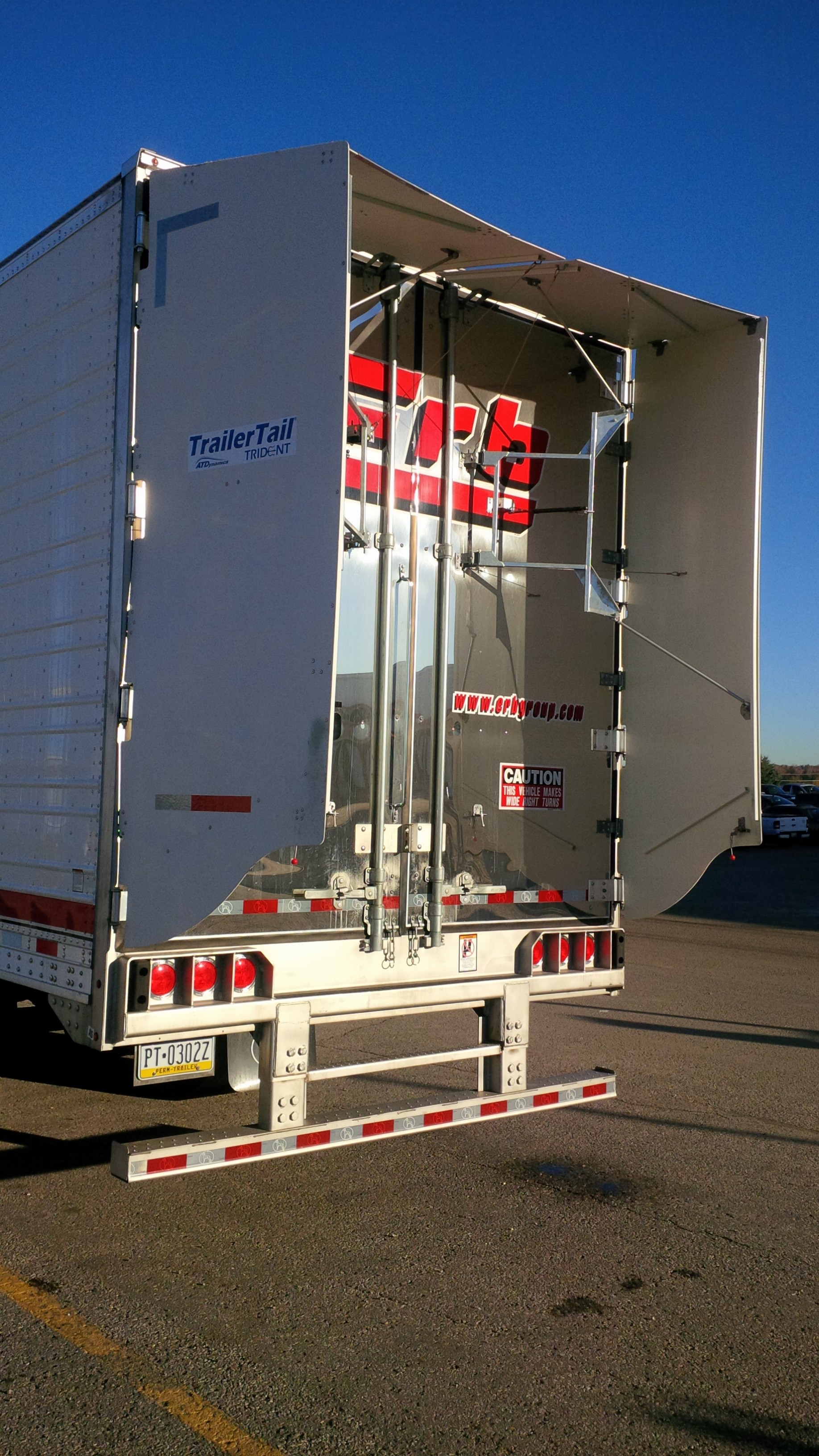DRIVING ERB’S NEW PROSTAR WITH ALLISON TC10 - Truck News