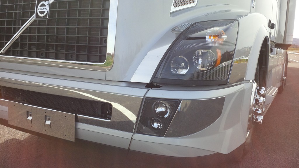 Driving the 2016 model year Volvo VN