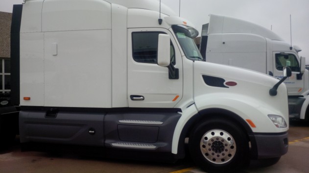 Peterbilt shows off autonomous truck - Truck News