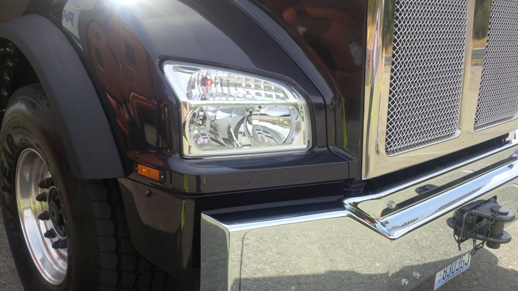 Driving Kenworth’s ever-evolving T880 - Truck News