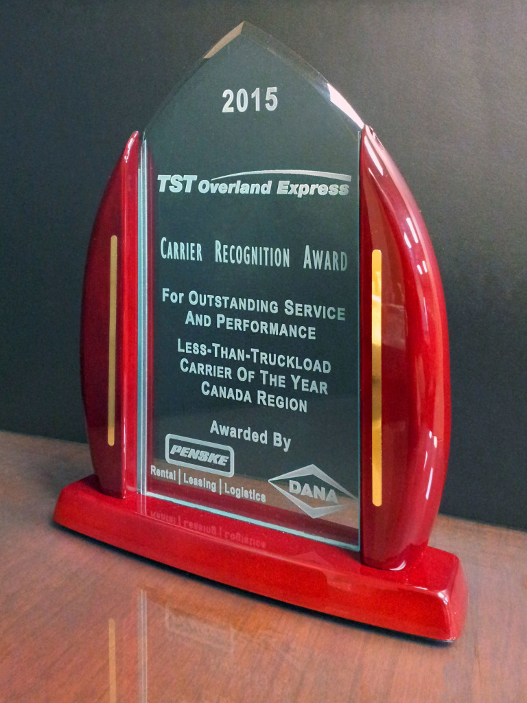 Penske, Dana names TST Overland Express Carrier of the Year - Truck News