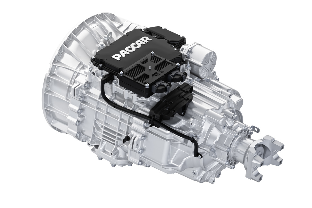 Driving Kenworth, Peterbilt trucks with new Paccar transmission - Truck ...