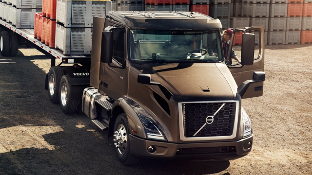 Volvo debuts new regional haul tractor - Truck News