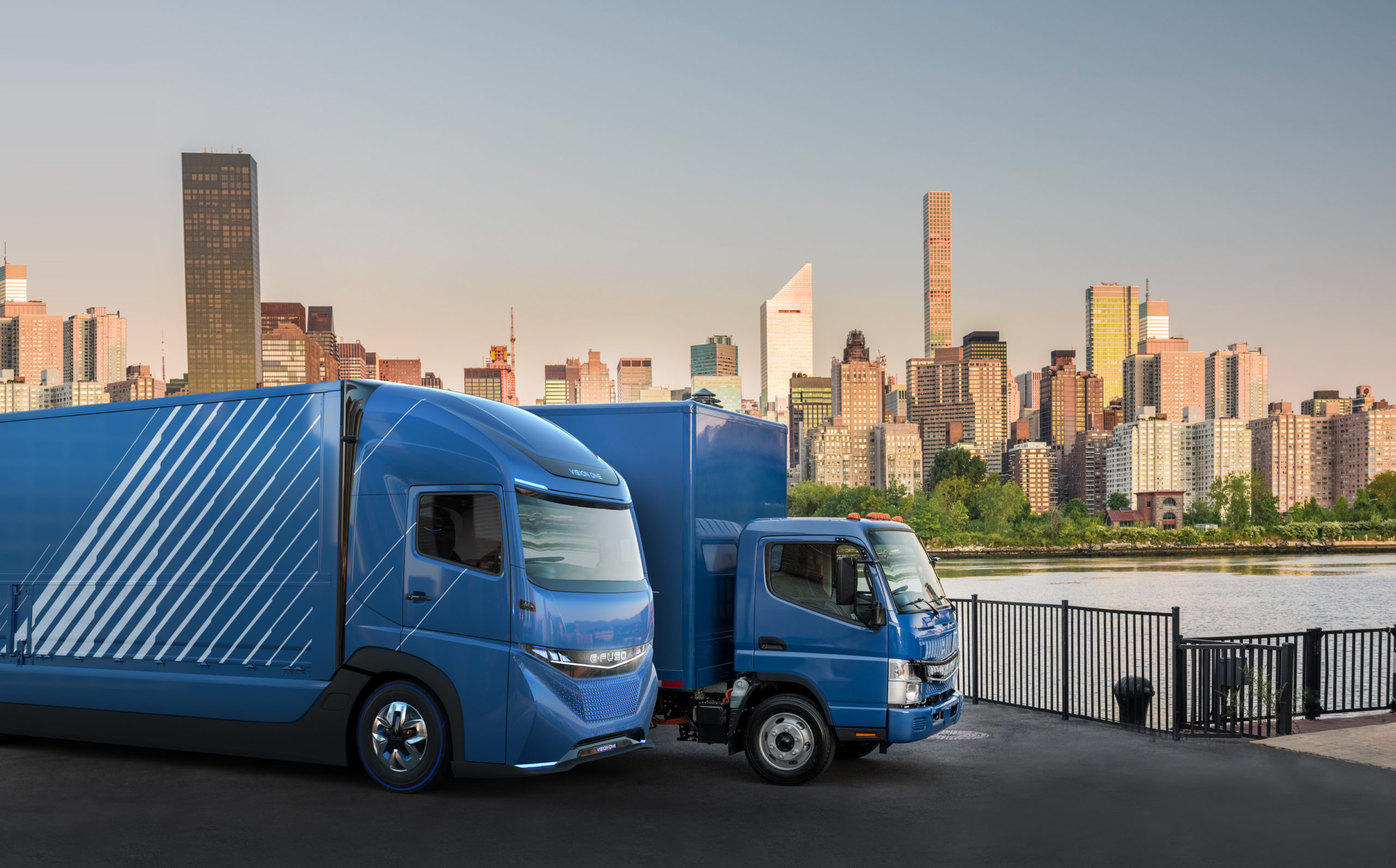 Daimler launches electric Class 8 - Truck News