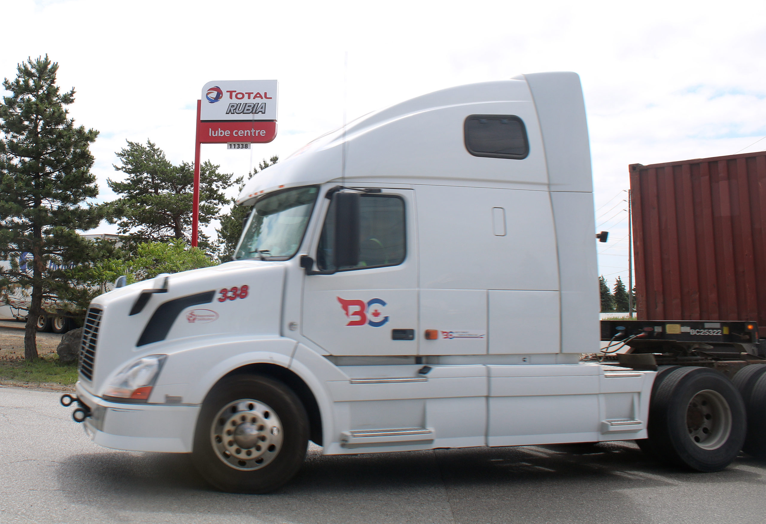 Total Canada and TRP partner to change oil in a hurry and give back to ...