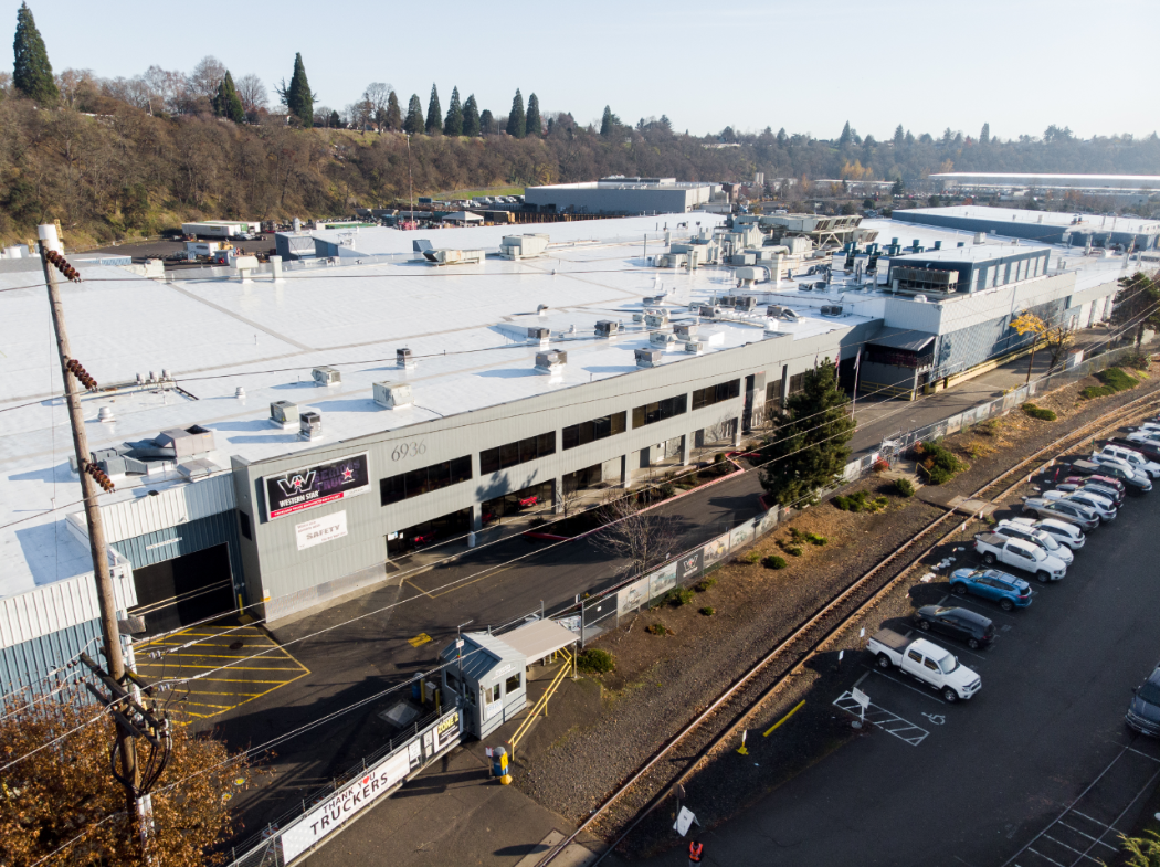 DTNA’s Portland plant to lead path to CO2-neutralality - Truck News