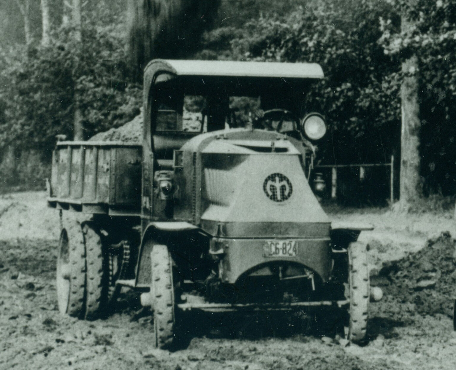 Mack Trucks celebrates 100 years in Canada - Truck News