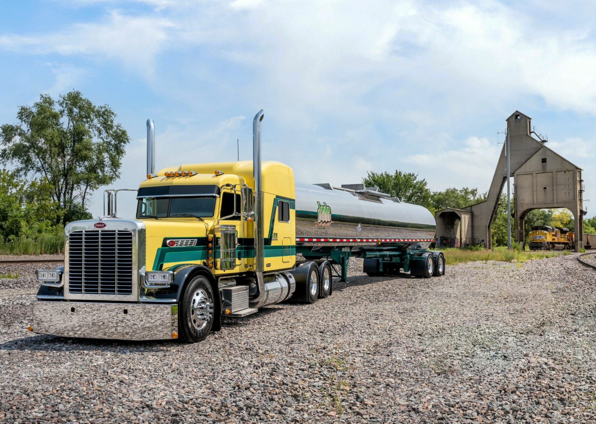 Big rigs drive Overton’s adventures - Truck News