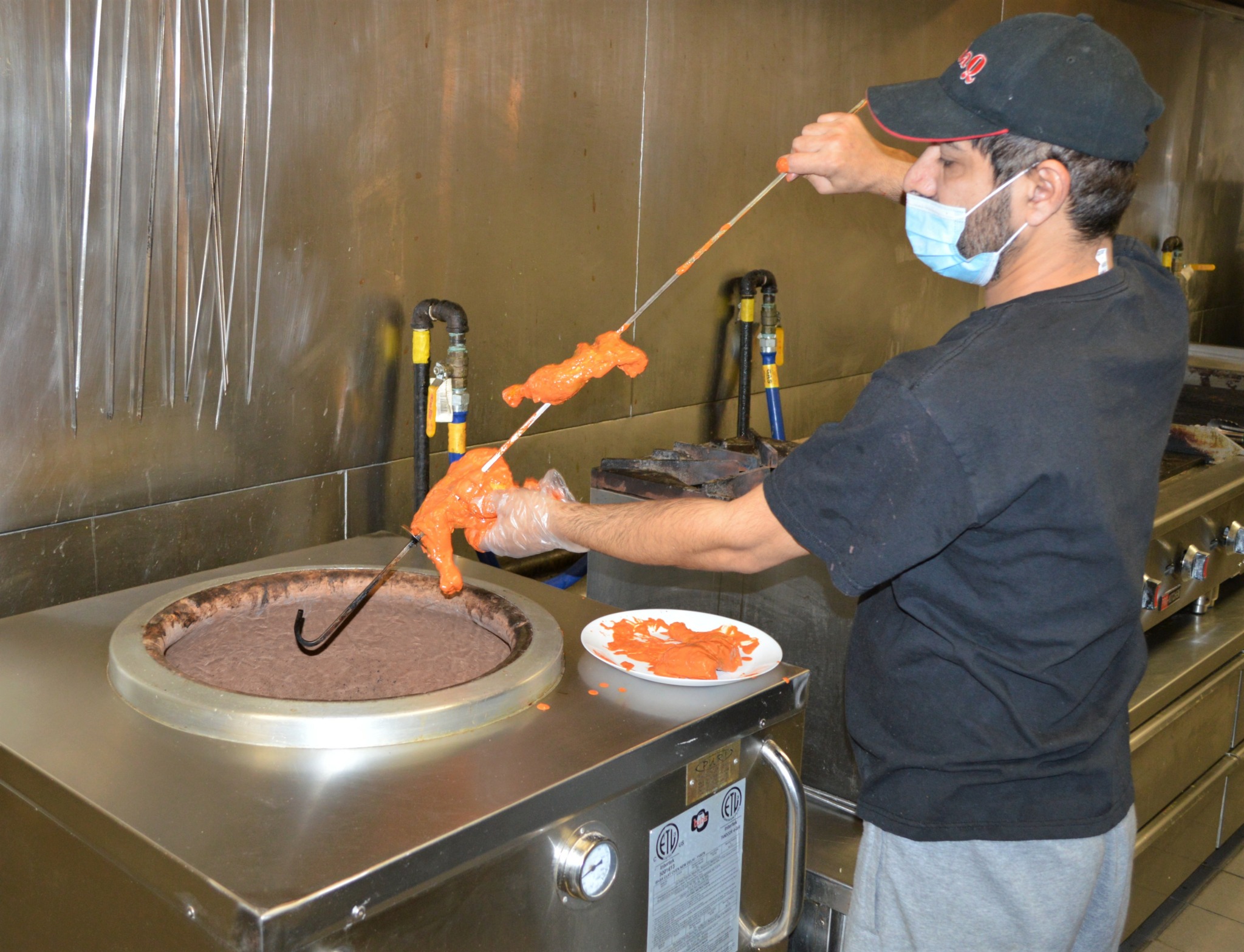 Niagara Tabaq offers South Asian flavors on the road - Truck News