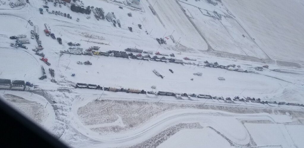 Alberta and B.C. border blockades dismantled, CBSA confirms - Truck News