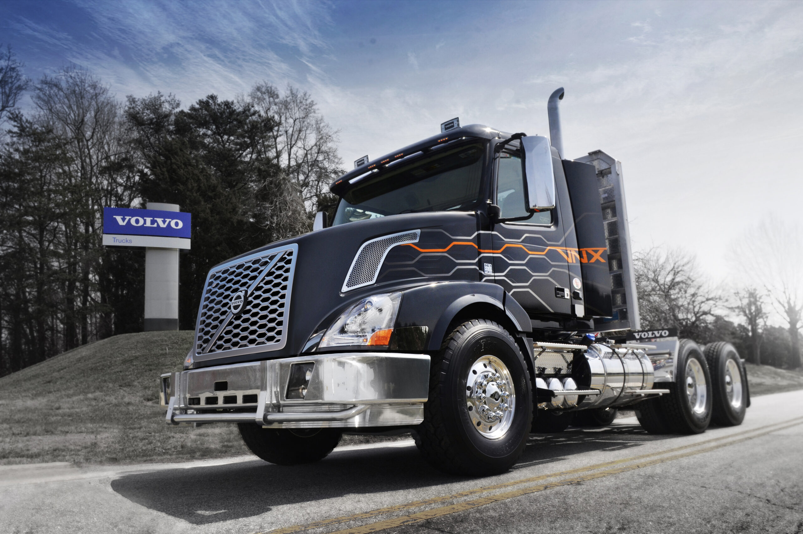 New Volvo Tractor Trucks: Nouveau Camion Volvo – PZWK