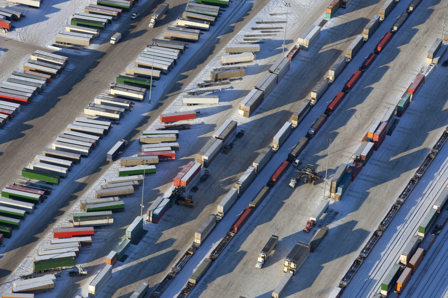 4 things to include in a truck yard safety plan - Truck News