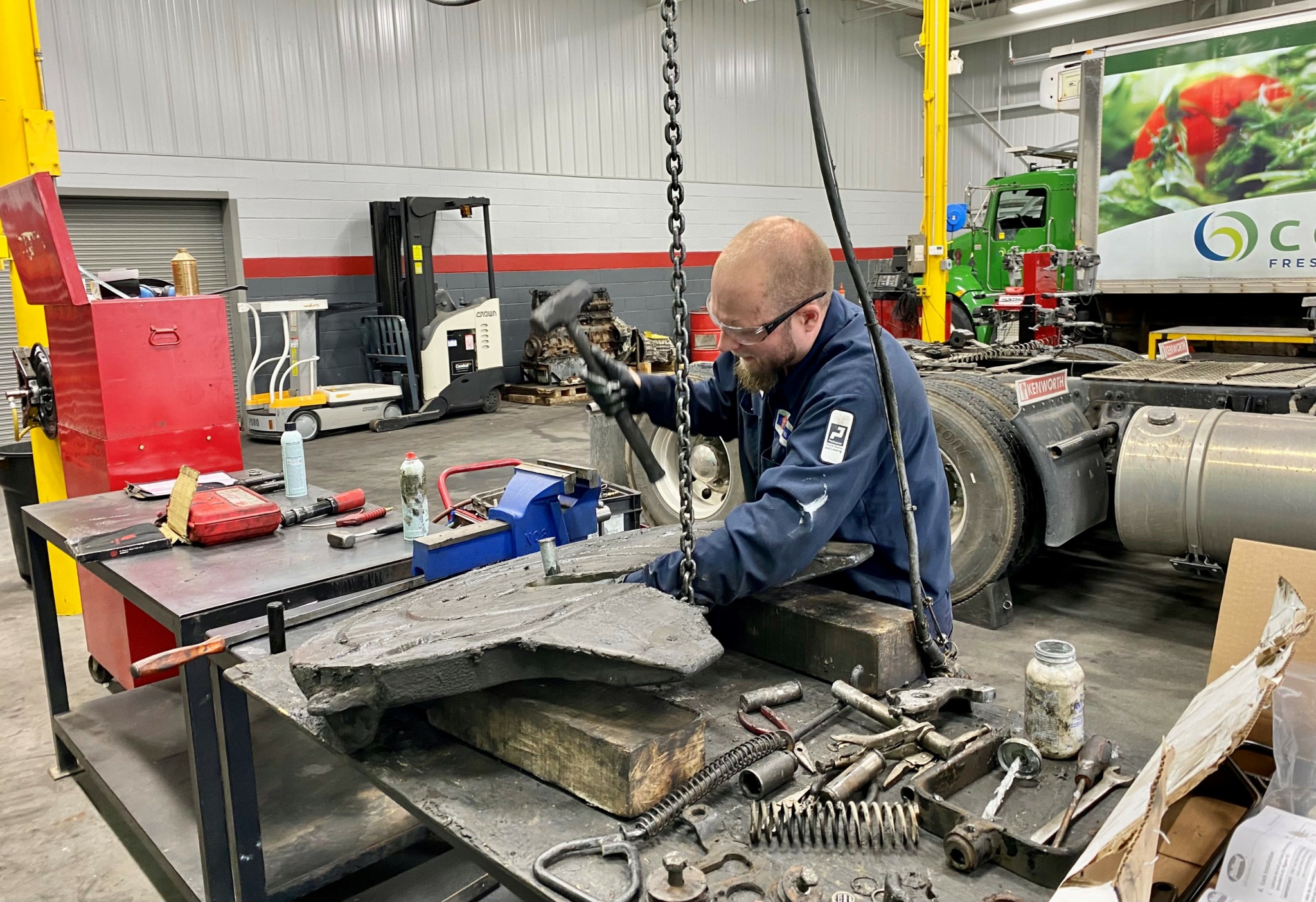 APTA offers $750 bursaries to future mechanics - Truck News