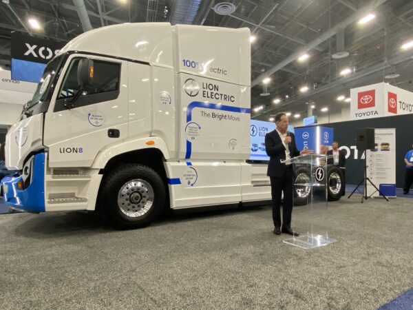 Lion Electric debuts Class 8 truck - Truck News